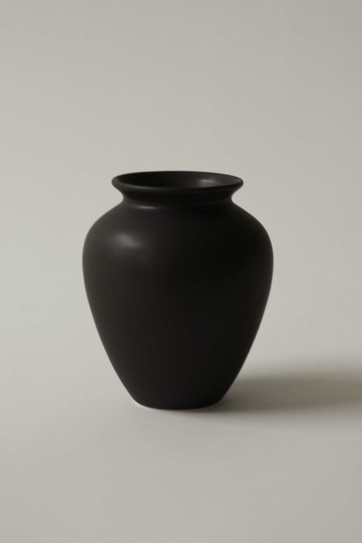 NR CERAMICS Jar Vase | Homeware | OEUVR – OEUVR